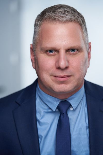 Chris Evans Headshot