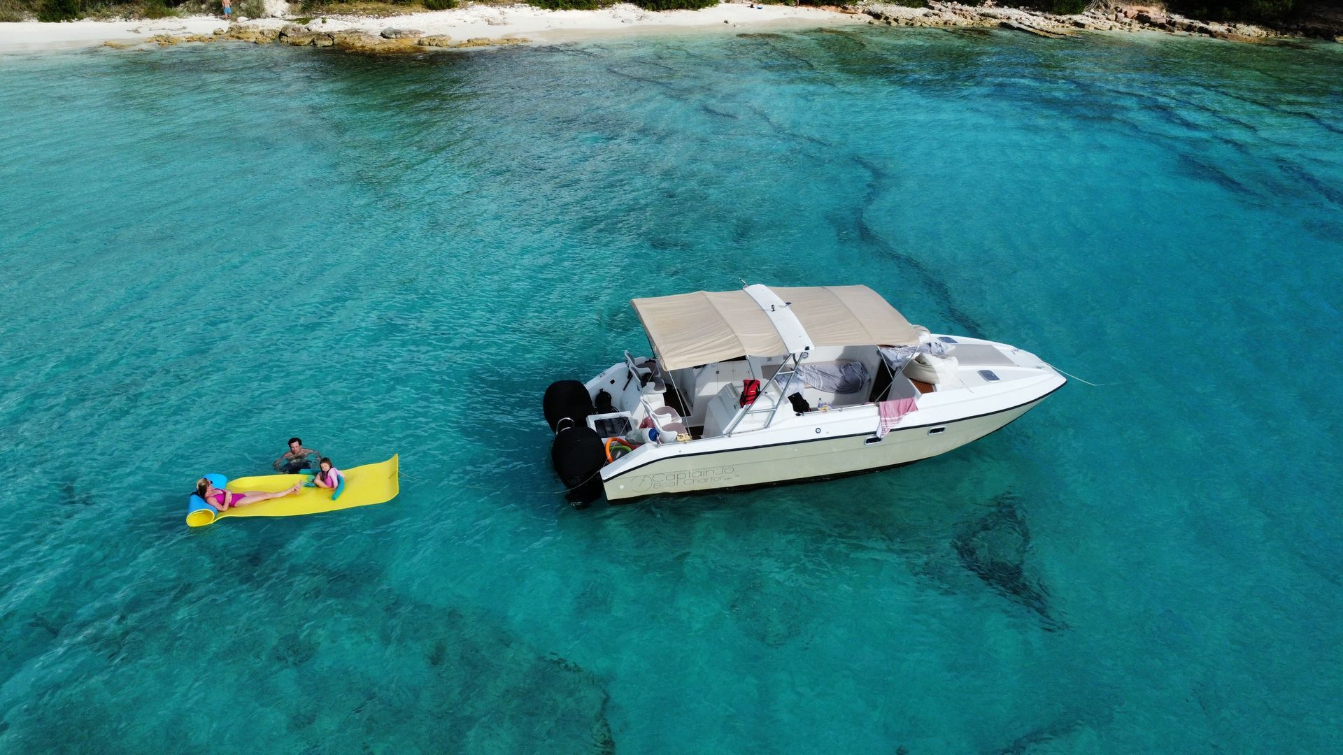 Charter privé à St. Martin | Bateau Moteur avec skipper