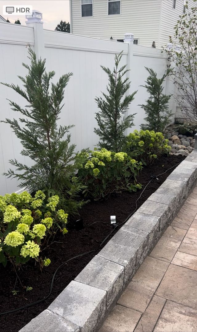 Landscape Barrier Walls Landscaping With Living Retaining Walls