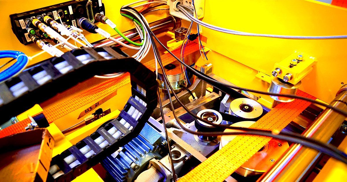 Umreifungspressen | Platzsparend transportieren mit olifan GmbH