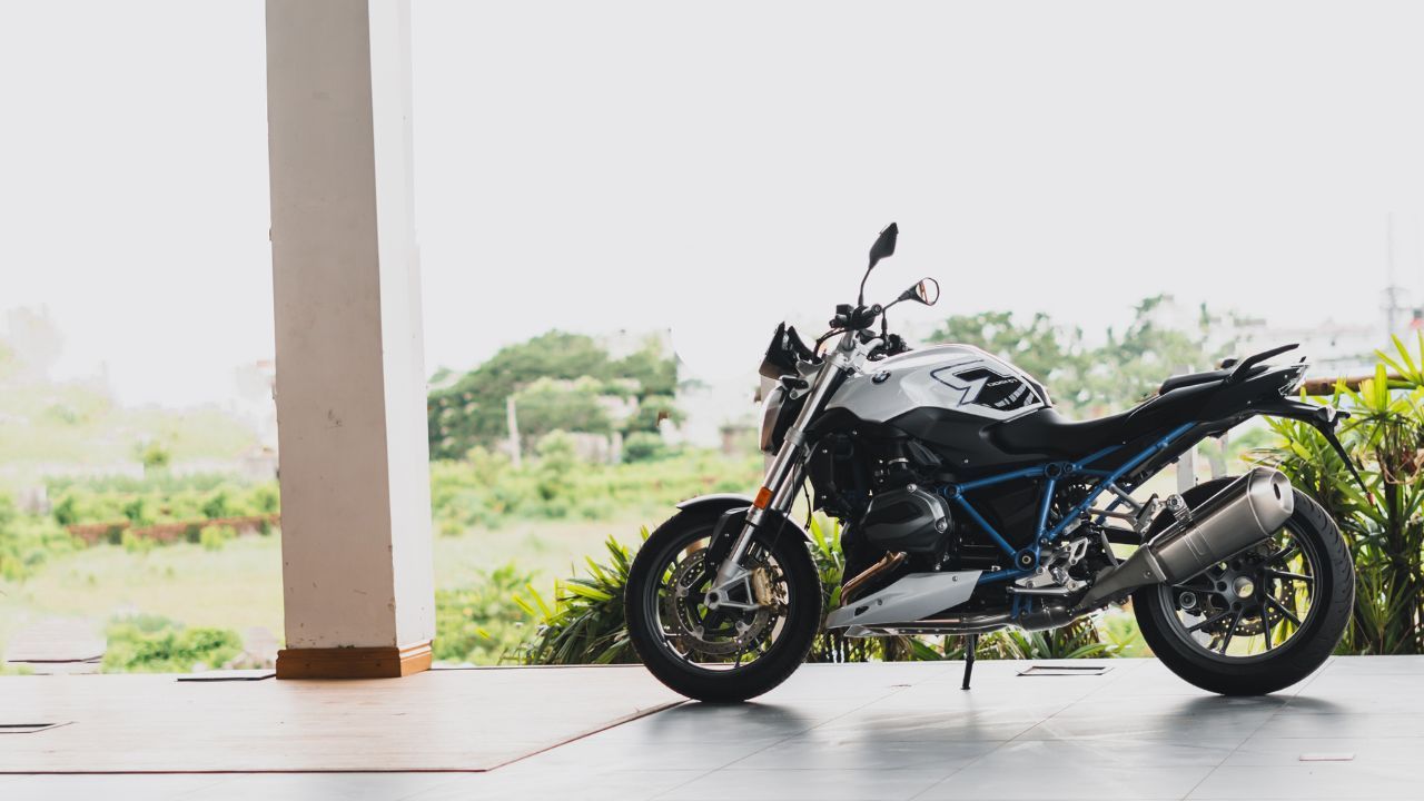 Motorcycle Insurance In South Carolina (Cost & Coverage) | Southern Ins.