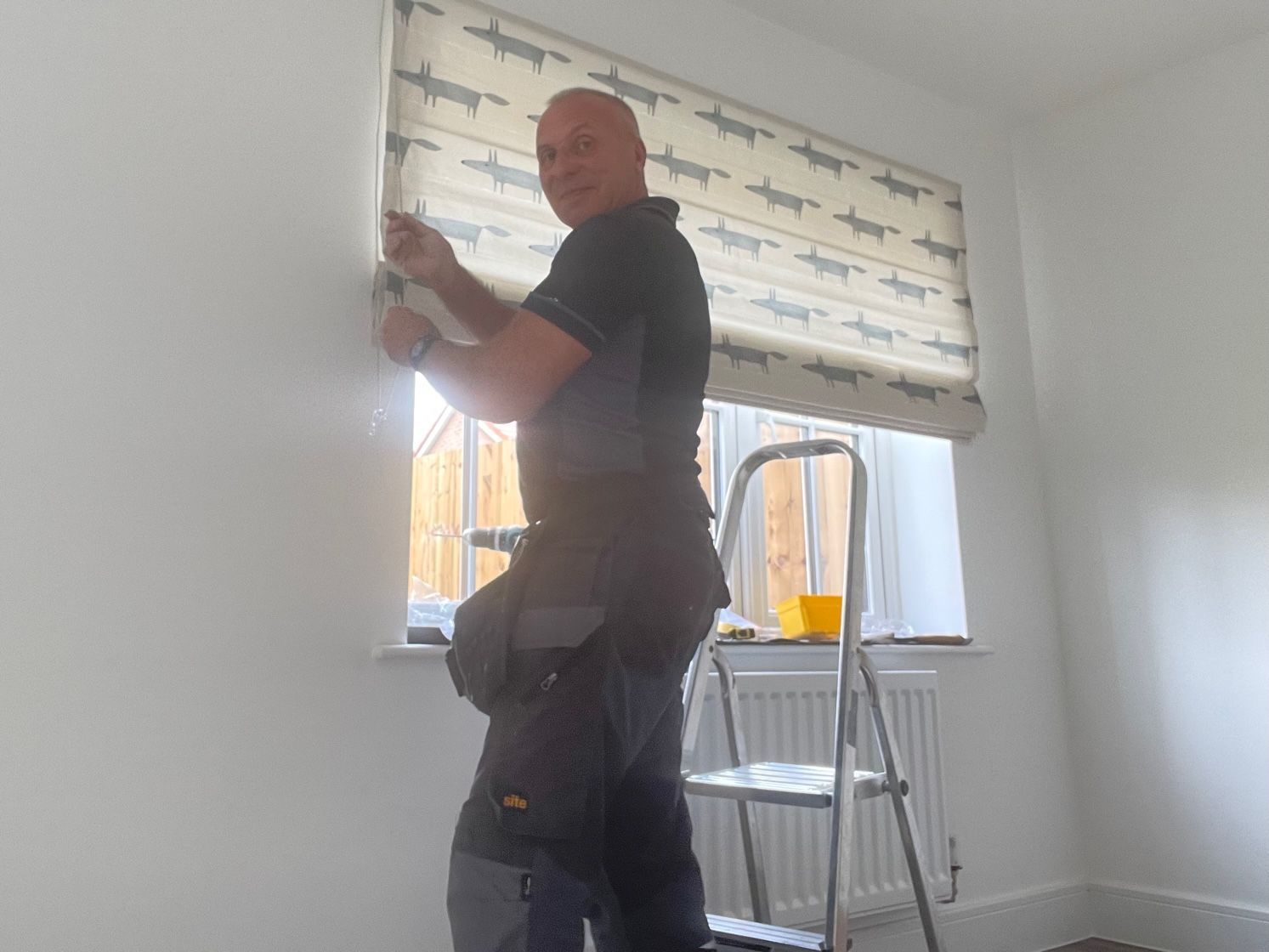 Curtain and Blind Fitters - Graham Horniblew |Milton Keynes | Bedford