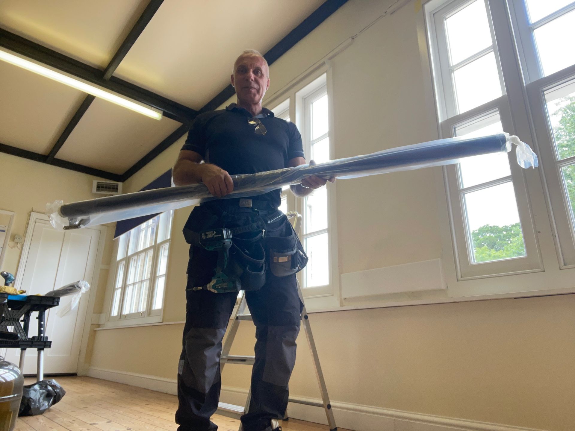 Curtain and Blind Fitters - Graham Horniblew | Milton Keynes | Bedford