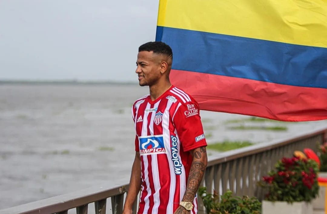 César Haydar acerta com o Júnior Barranquilla