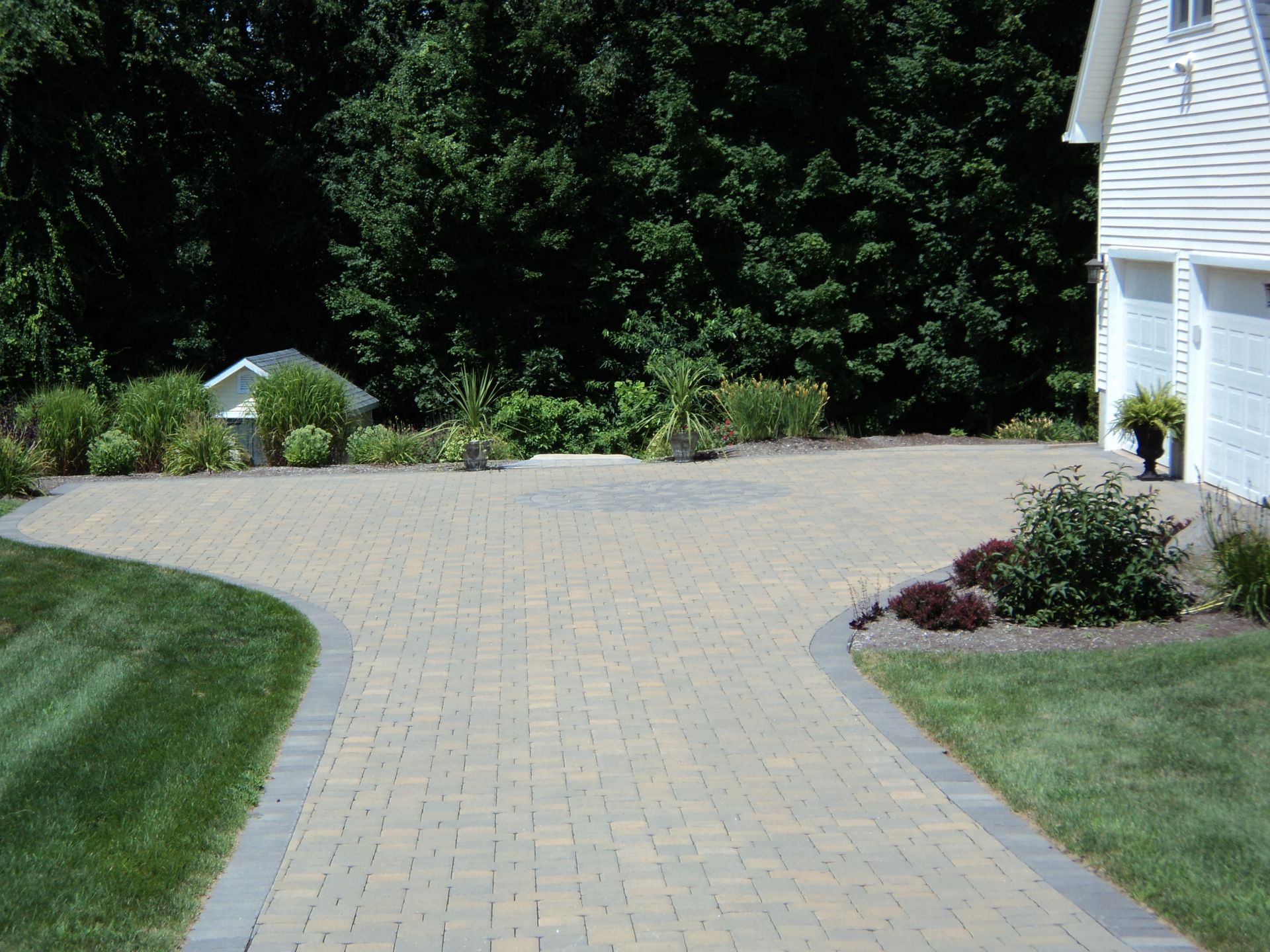 Paver Driveways | E.A. Quinn