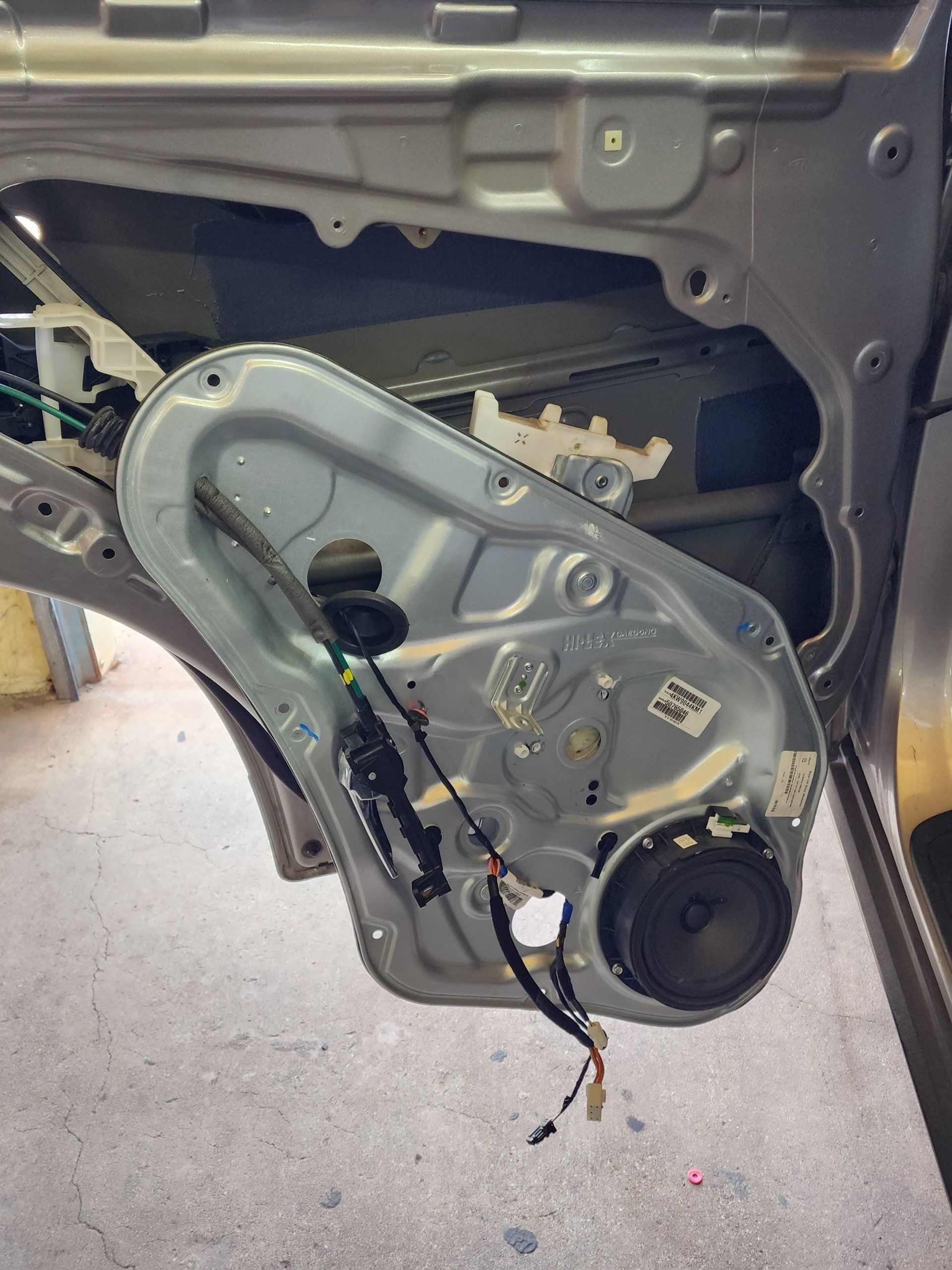 Grinding Window Noise | David's Automotive Repair