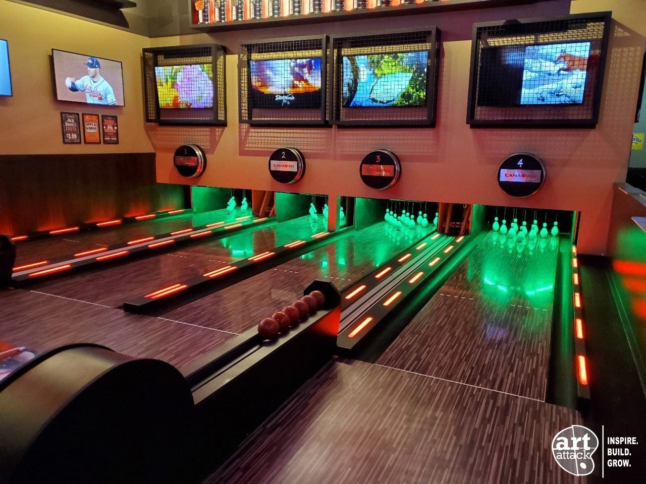 Duck Pin Mini Bowling | Art Attack FEC