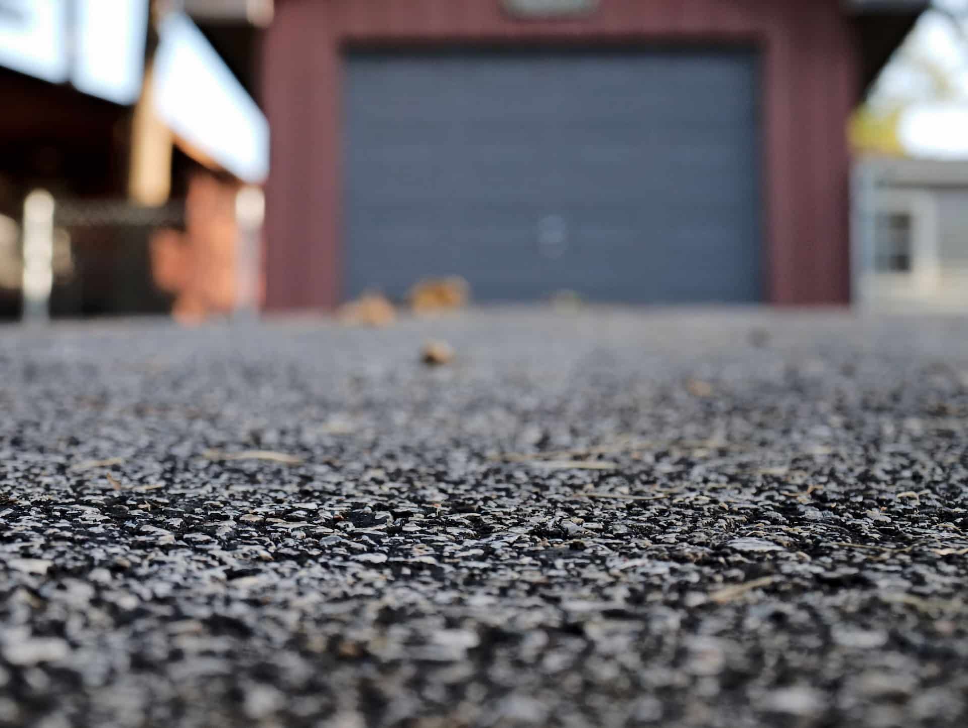 Asphalt vs Gravel Driveways: Choosing the Right Surface