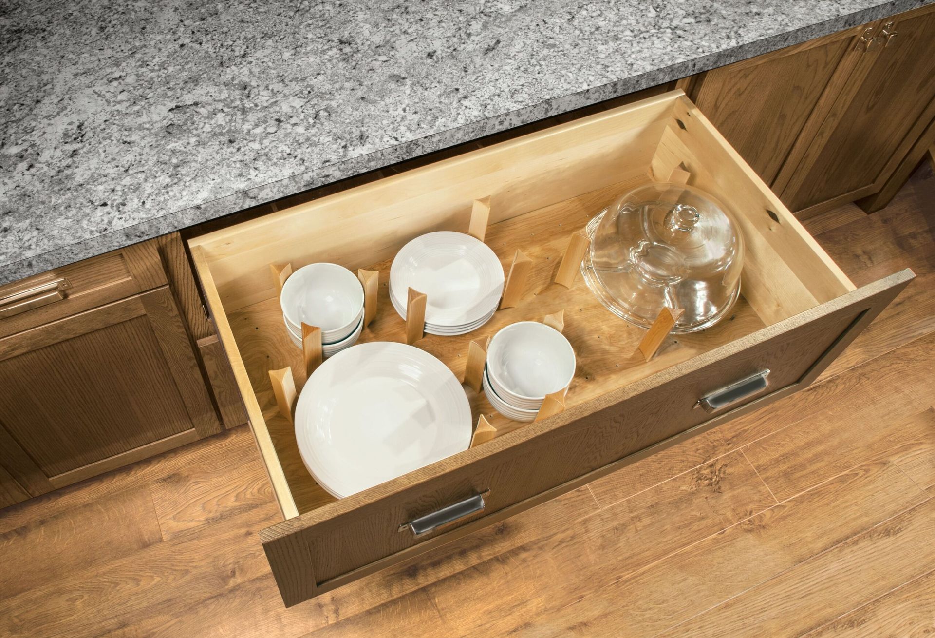 Kitchen Cabinet Organization Features | Storage Ideas & Guide | Freedom ...