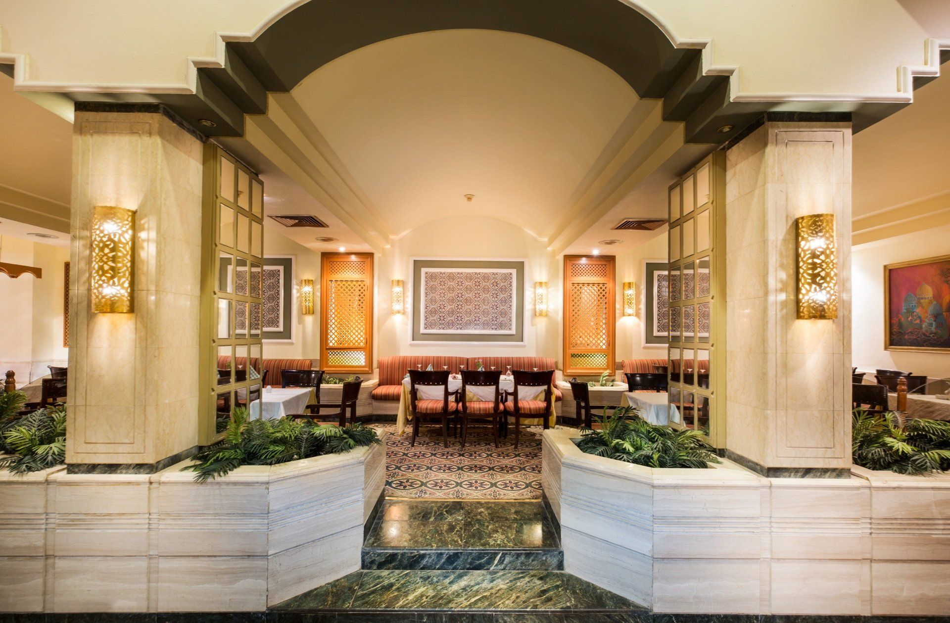 Isis Island Aswan - Restaurants & Bars | Pyramisa Hotels