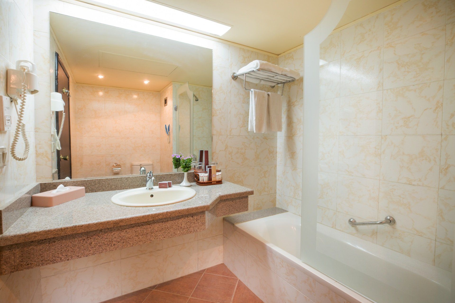 Isis Island Aswan - Rooms & Suites | Pyramisa Hotels