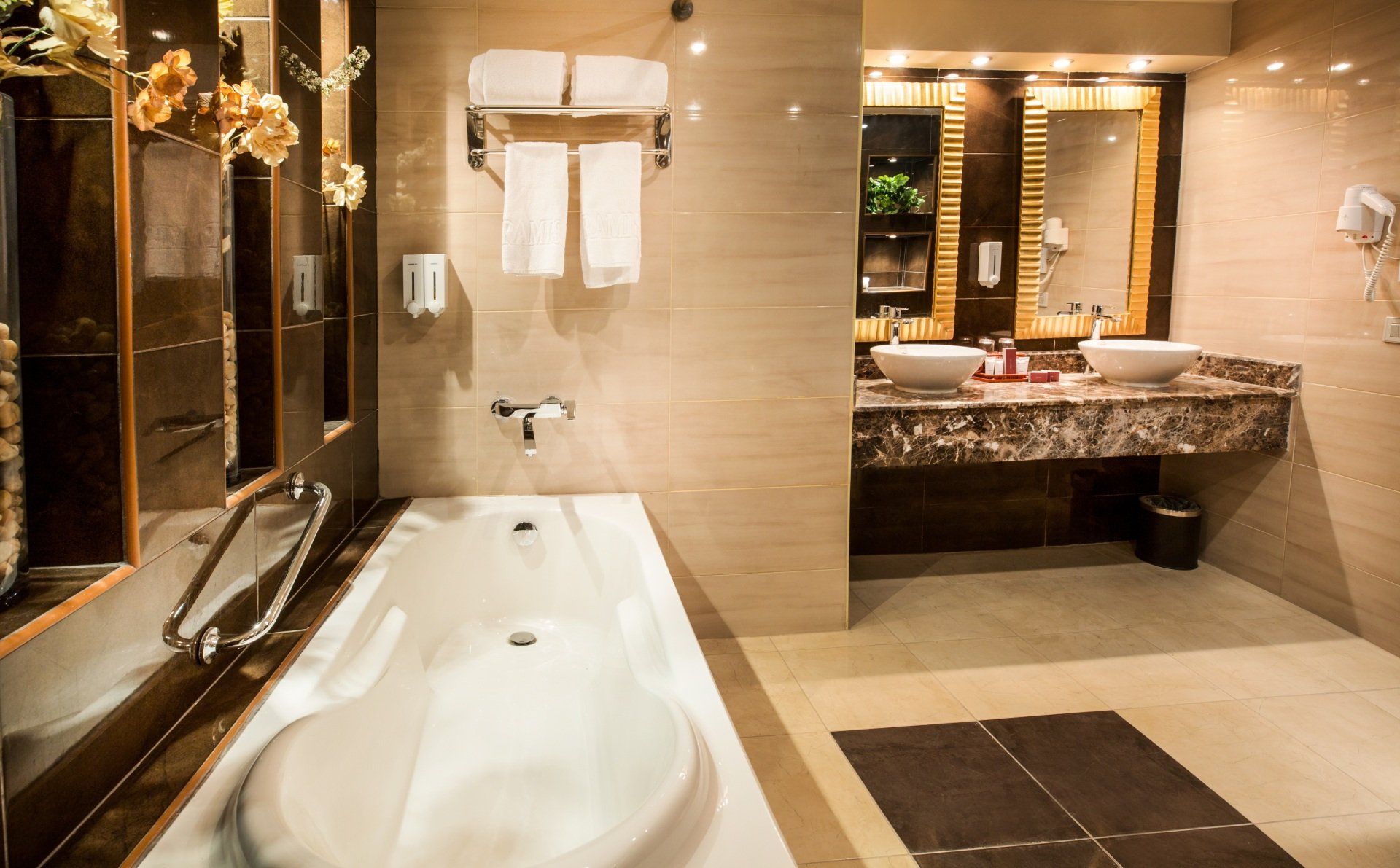 Isis Island Aswan - Rooms & Suites | Pyramisa Hotels