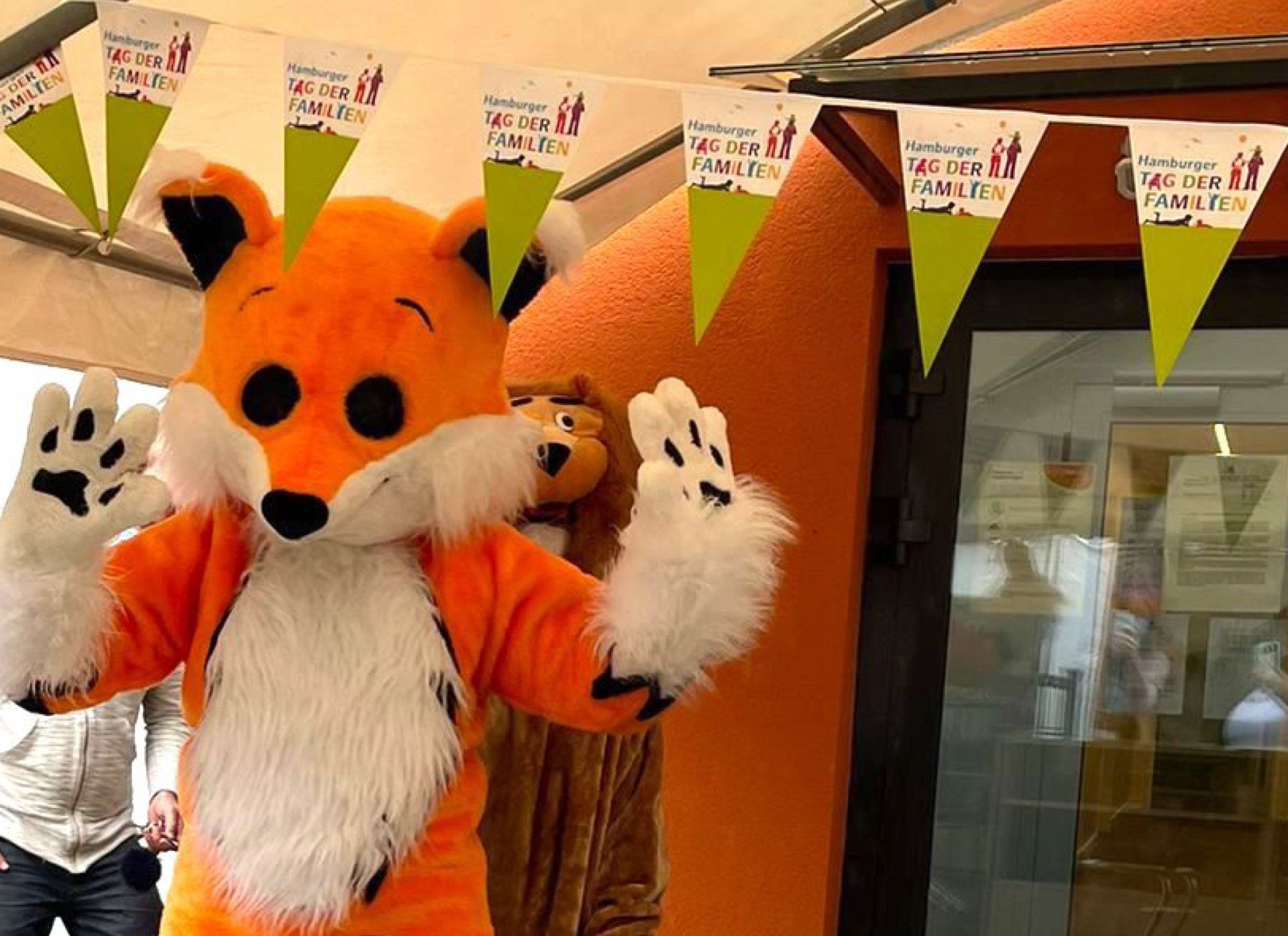 Familienspaß im Foxini Fuchsbau zum Hamburger Tag der Familien