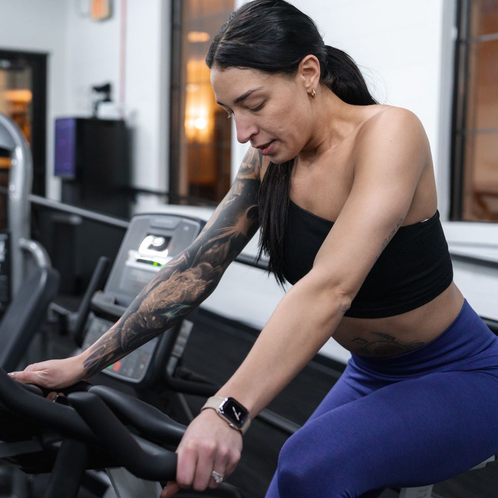 Bantr Hotel | Largest Pool + Hot Tub in Rothschild, WI