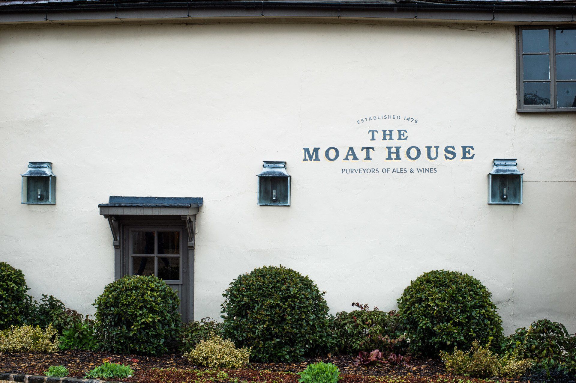 The Moat House Inn, Alcester - Gallery - Lovely Pubs