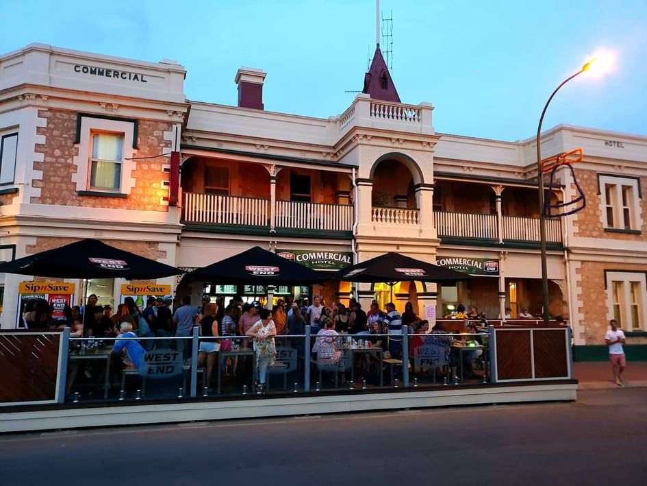 Commercial Hotel Cowell - Cowell, SA - Home