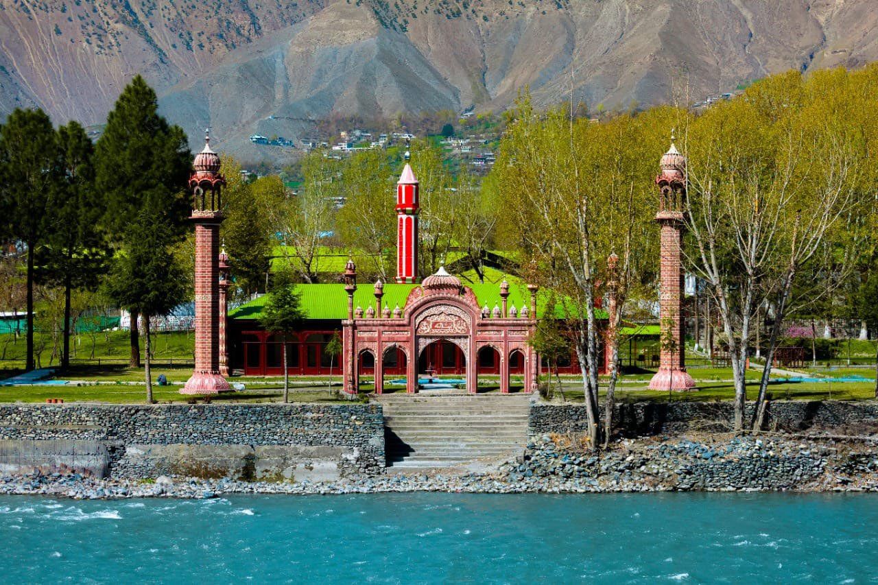 Chitral Trekking & Beyond | Pak Travels