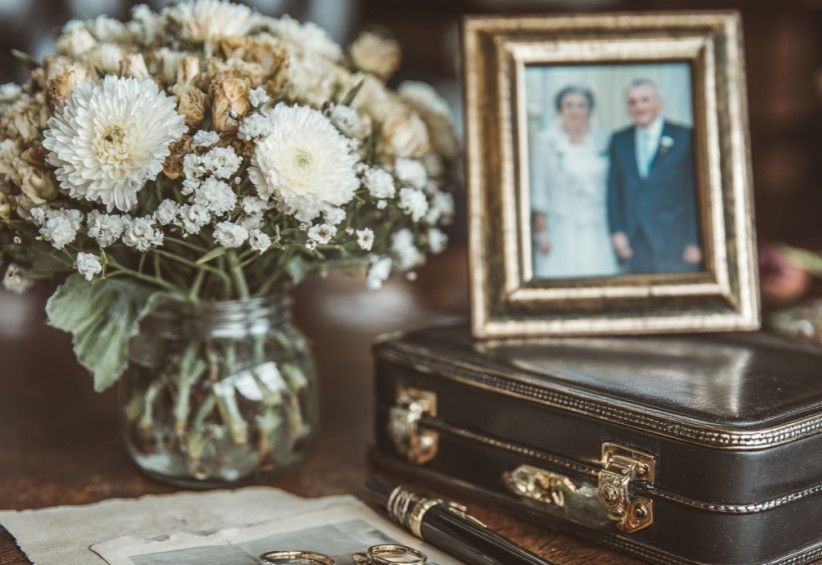 Ways to Remember Loved Ones Through Cremation