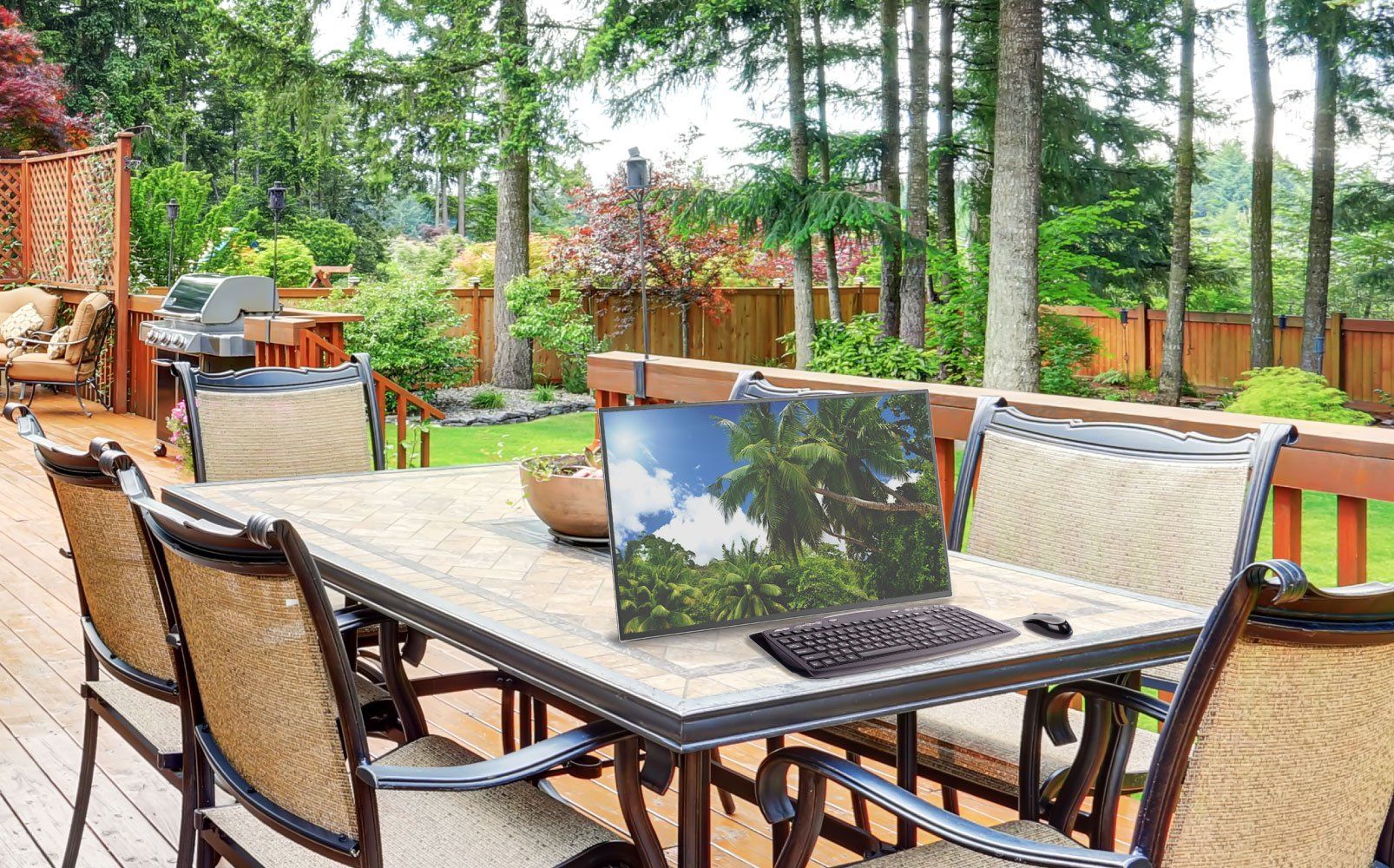 Outdoor Digital Signs | LCD Signage | Sun Vision Display