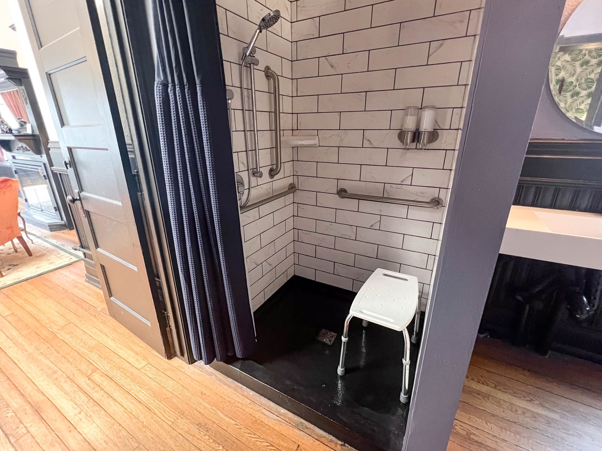 Boutique Hotel | The Oliver Inn | Duluth, MN