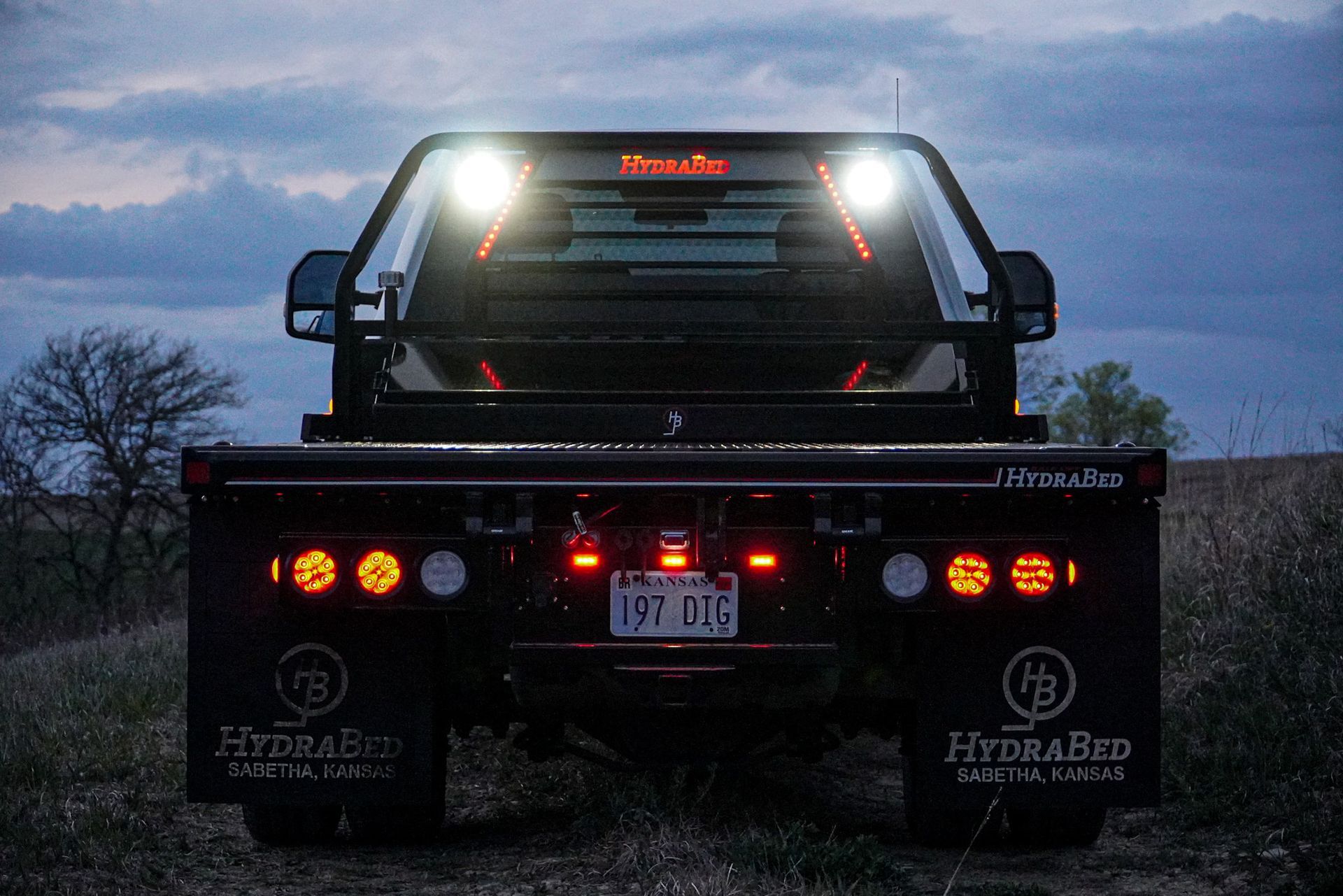 HydraBed® & Reellift by Triple C, Inc. | ACCESSORIES