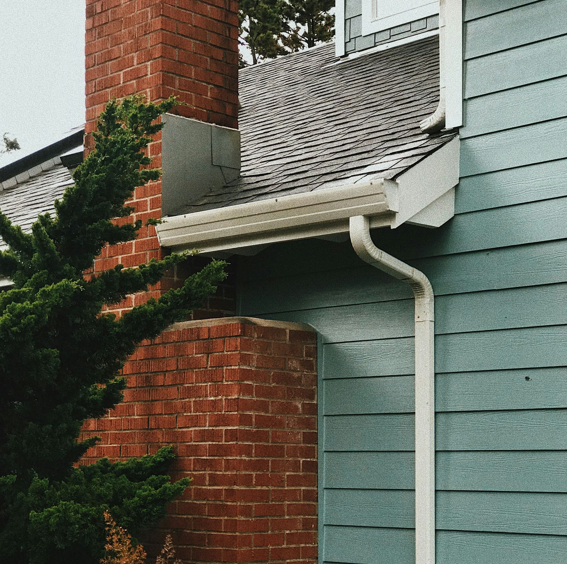Reliable Gutter Cleaning Services in Athens and NE Georgia
