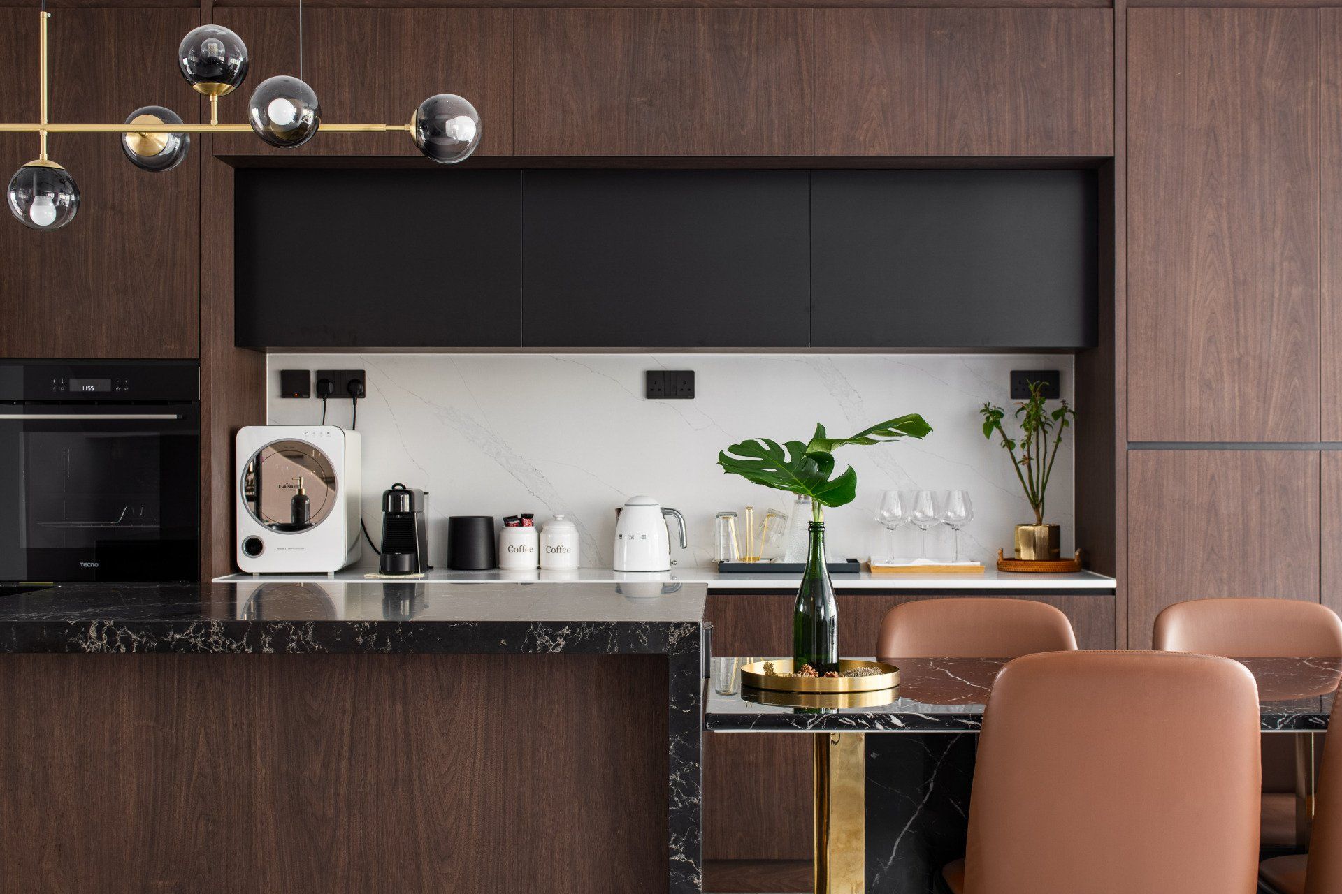 Home [www.ezyspace.sg]