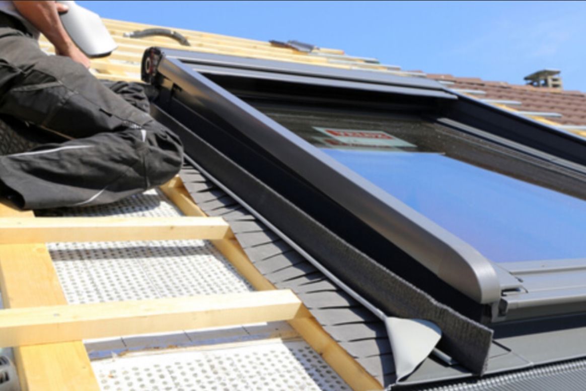 Skylight Installation: What Oak Lawn Homeowners