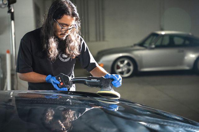 does black car polish work