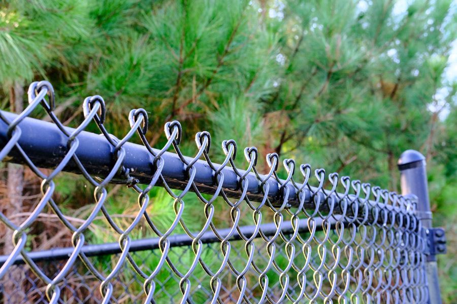 Ultimate Guide to Chain Link Fences and Gates