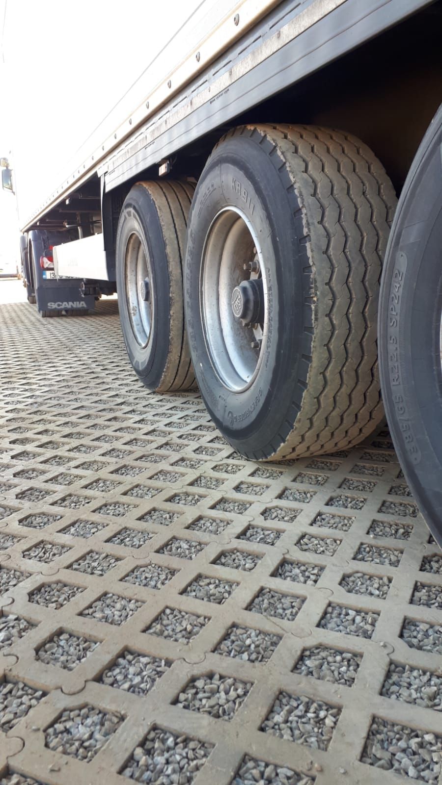 ECO GRAMA BLOCK PARA PAVIMENTOS INDUSTRIALES