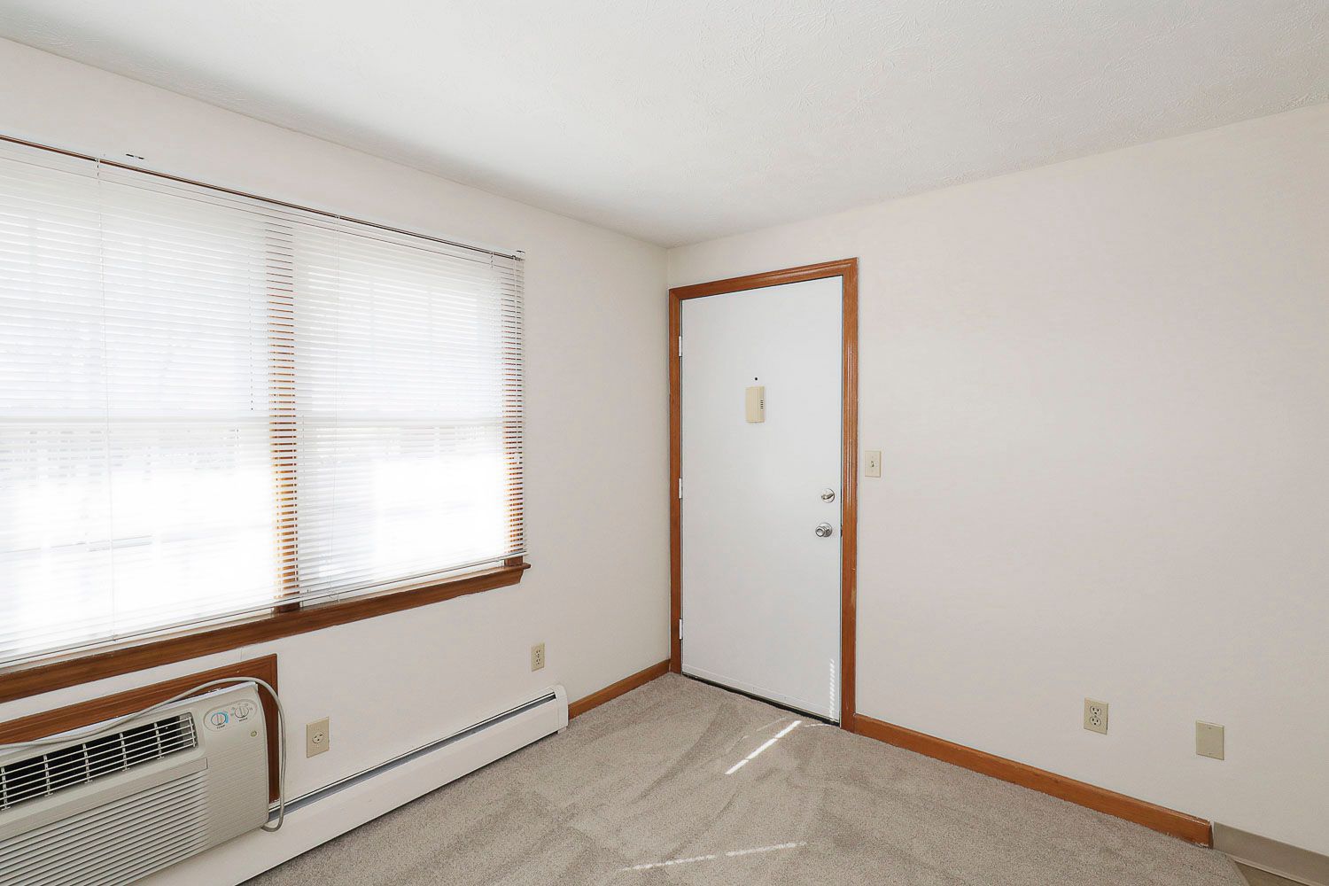 Hawthorne Floorplan 1 Bed 1 Bath 