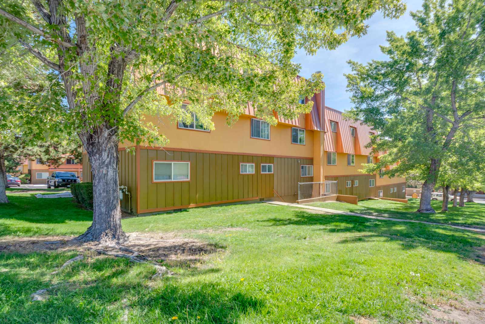 Home - Sunset Ridge Apartments - The Apartment Company