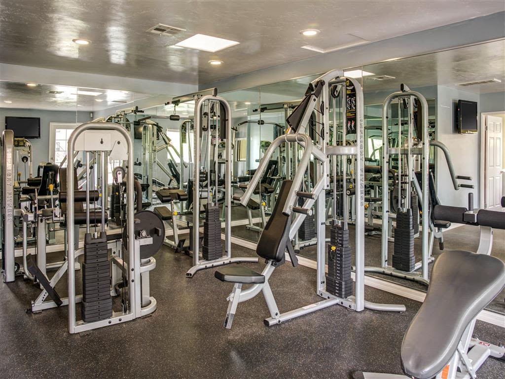 Oceanside, CA Apartments | River Oaks