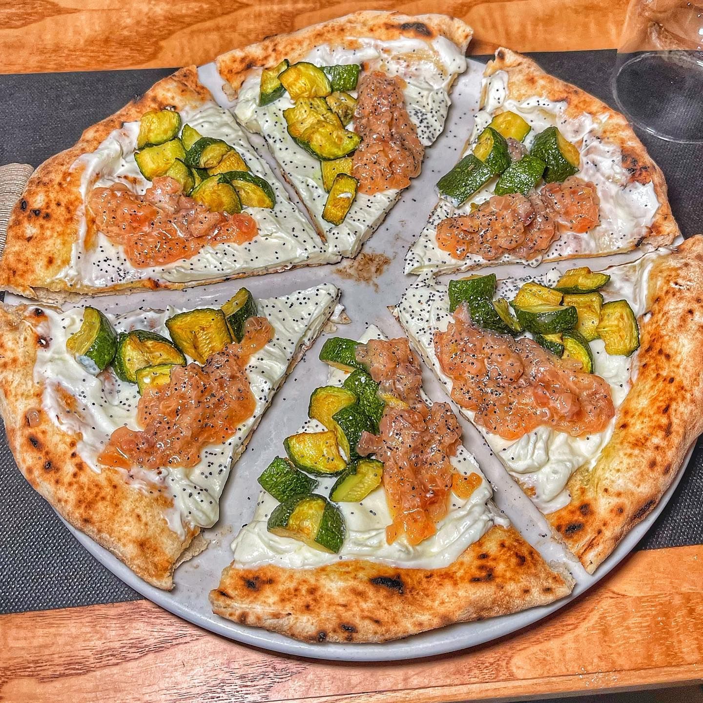 Pizza gourmet e hamburgheria a Maddaloni | 25 Pizza e Bistrot