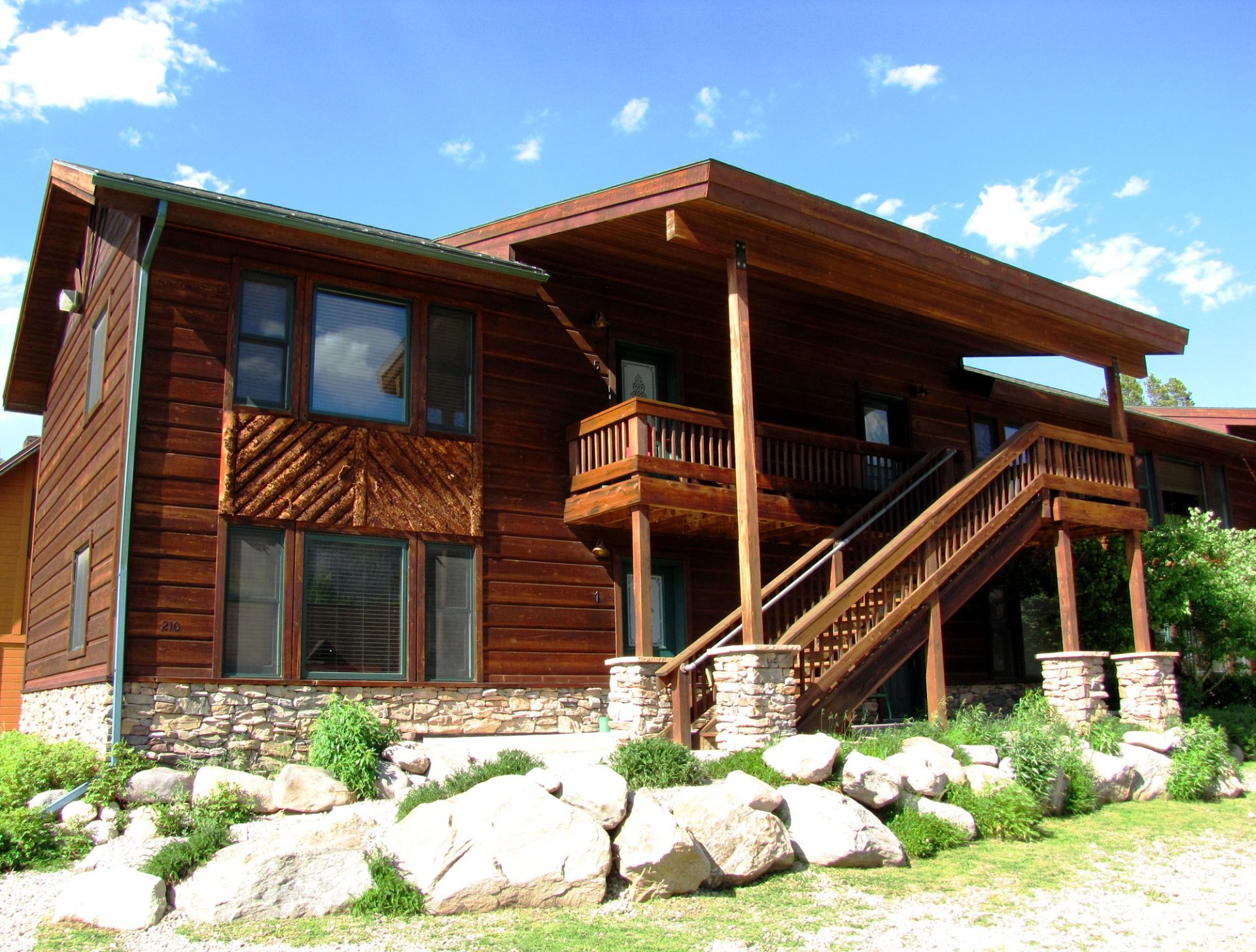 Guest Rooms | Grand Lake, CO | Rapids Lodge