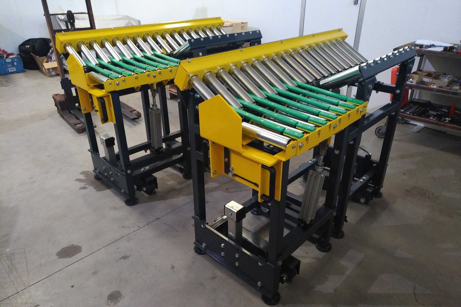 Vehicle loading conveyors | LJF Conveyor Hub Ltd