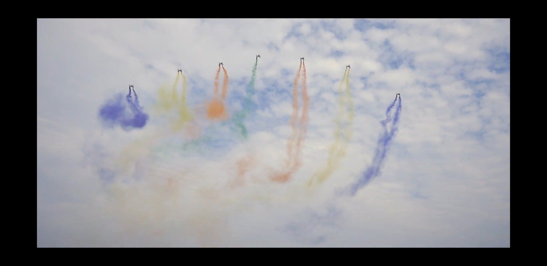 Swarmtech Drones Ltd - U.K's premiere Drone Swarm Lighting Shows