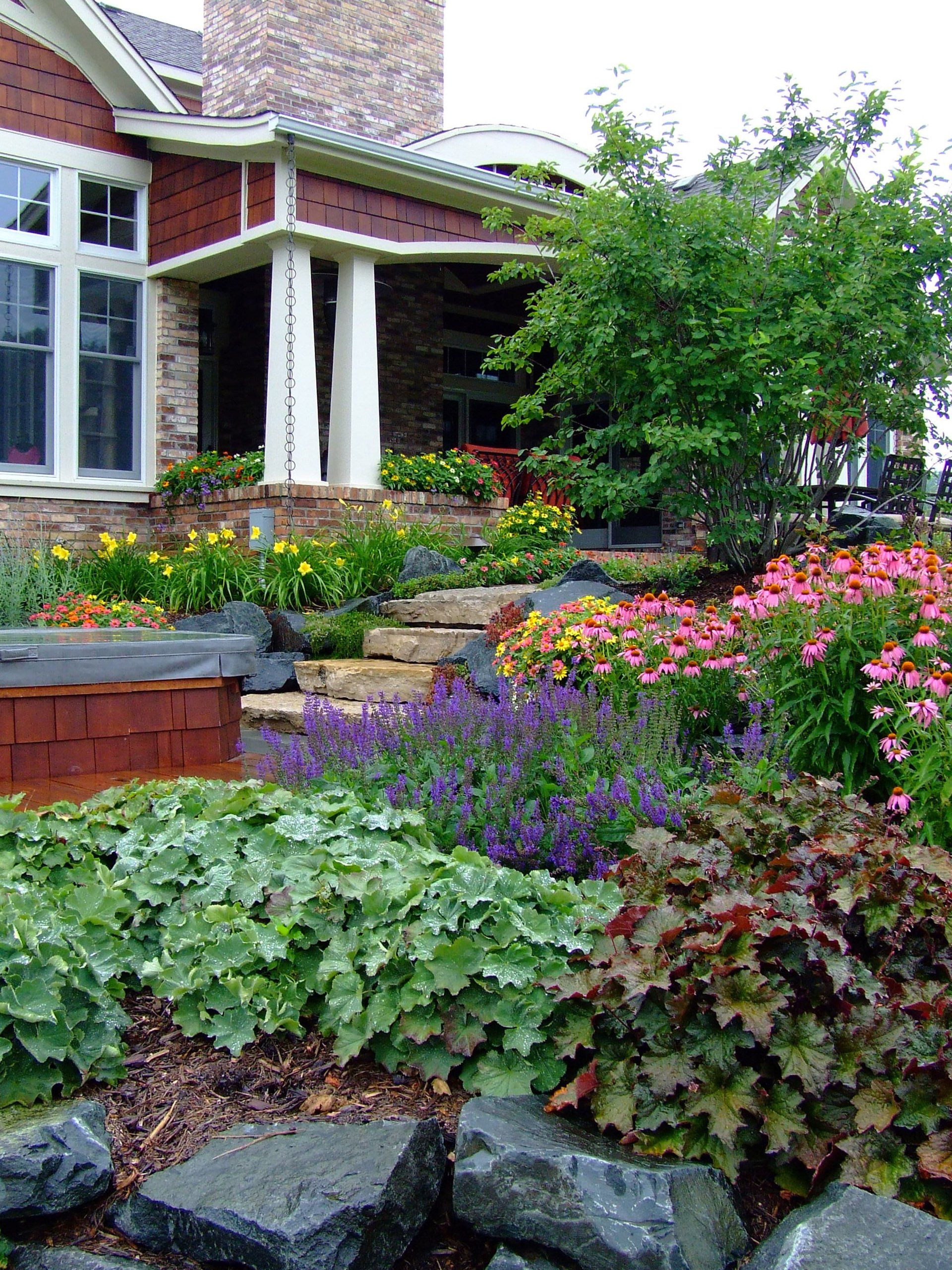 Year-Round Landscape Maintenance Services | Seasonal Services Landscaping