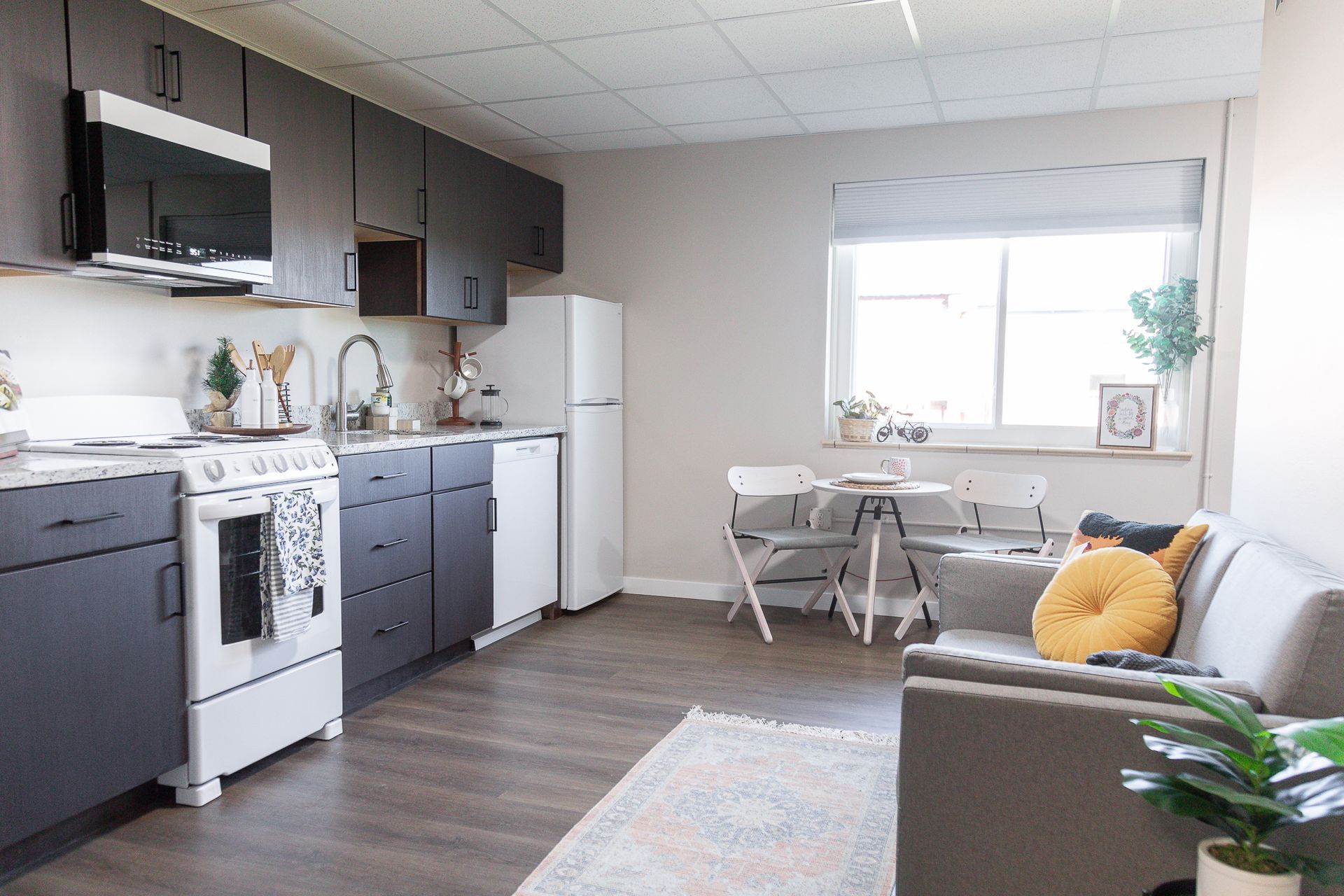 Bantr | Beautifully Furnished Apartments in Chilton, WI