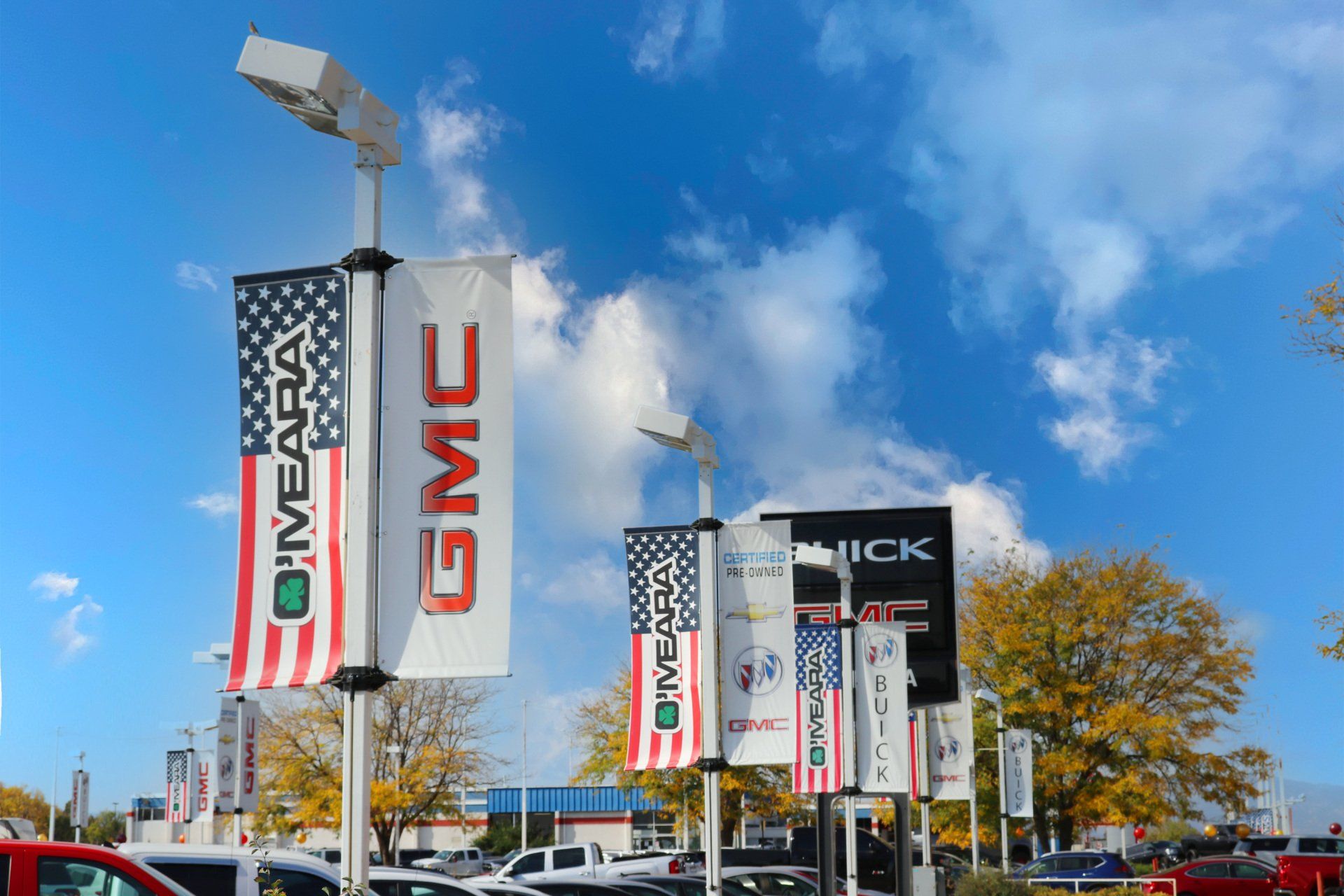 Eye-Catching Car Dealership banners | Balloon Innovations