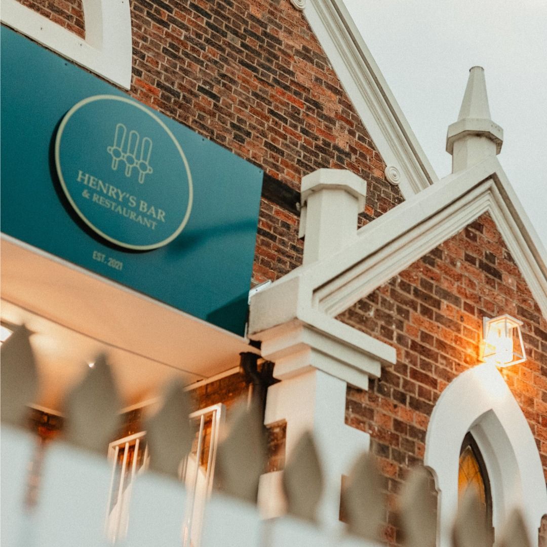 Premium Smoked Meats & Heritage Dining in Penrith | Henry’s Bar ...