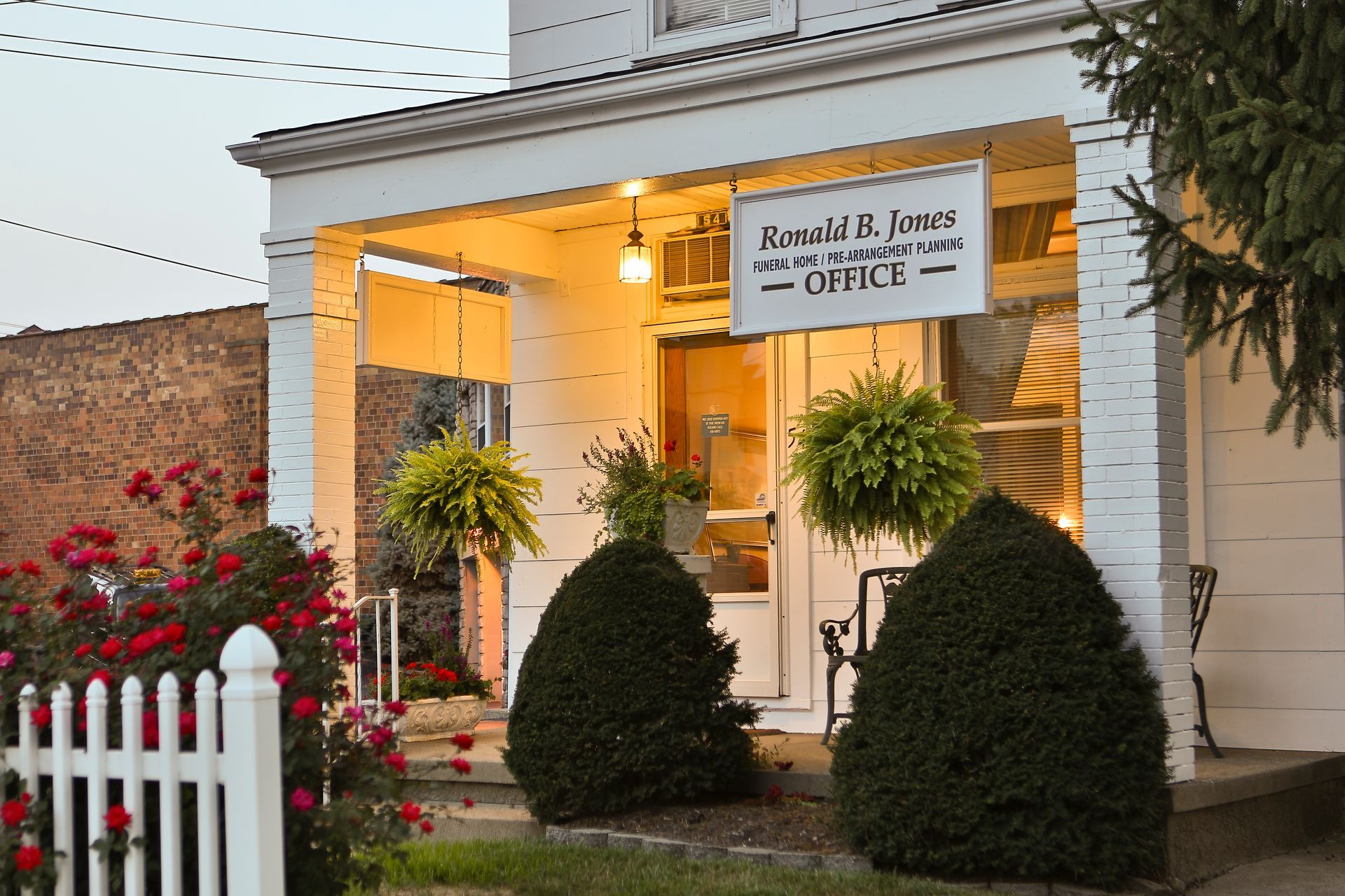 About Us | Ronald B. Jones Funeral Home