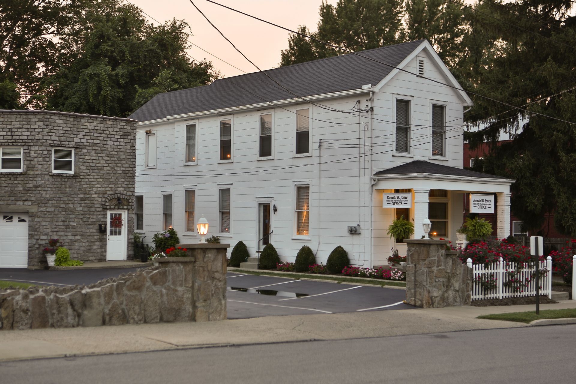 About Us | Ronald B. Jones Funeral Home