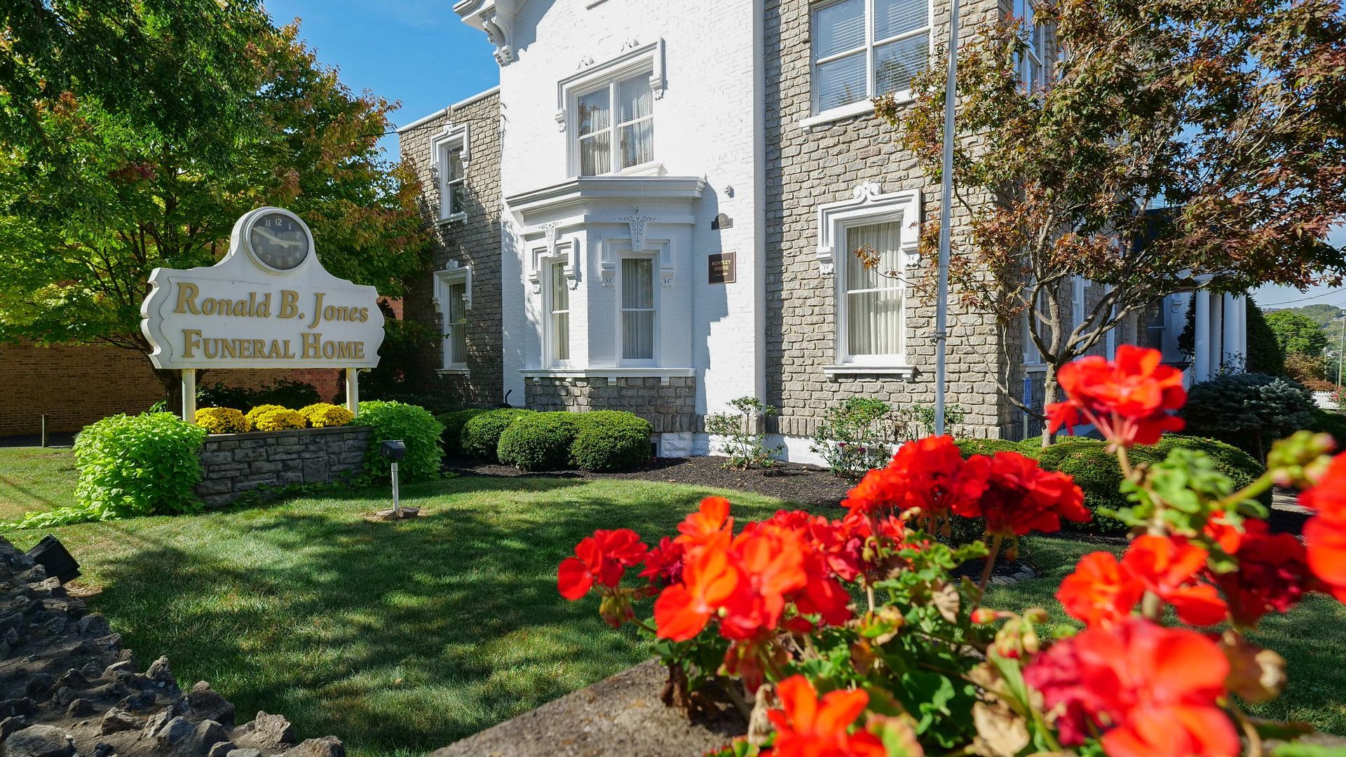 About Us | Ronald B. Jones Funeral Home