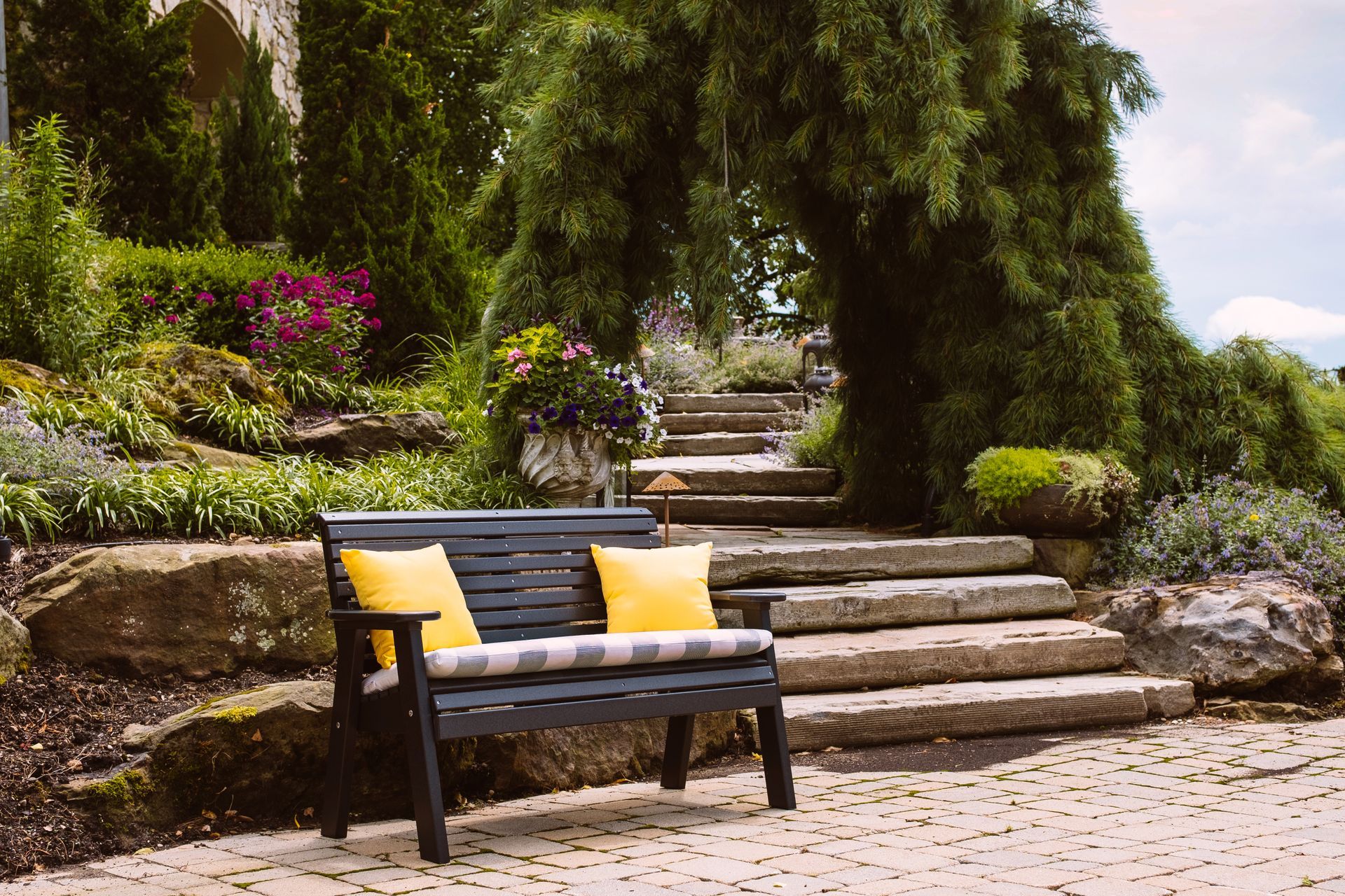 Landscaping Co. | Appleton, WI | Lowney's Landscaping Center