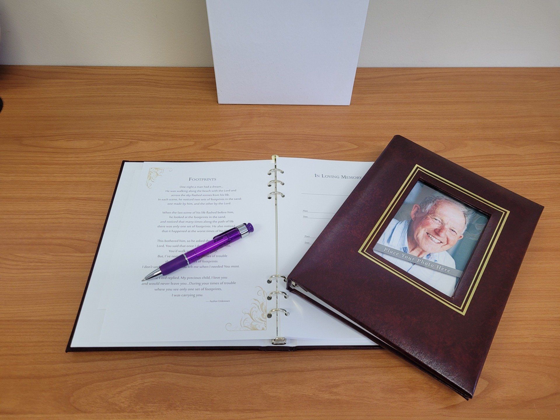 Memorial Books | Tony Hollands Funerals