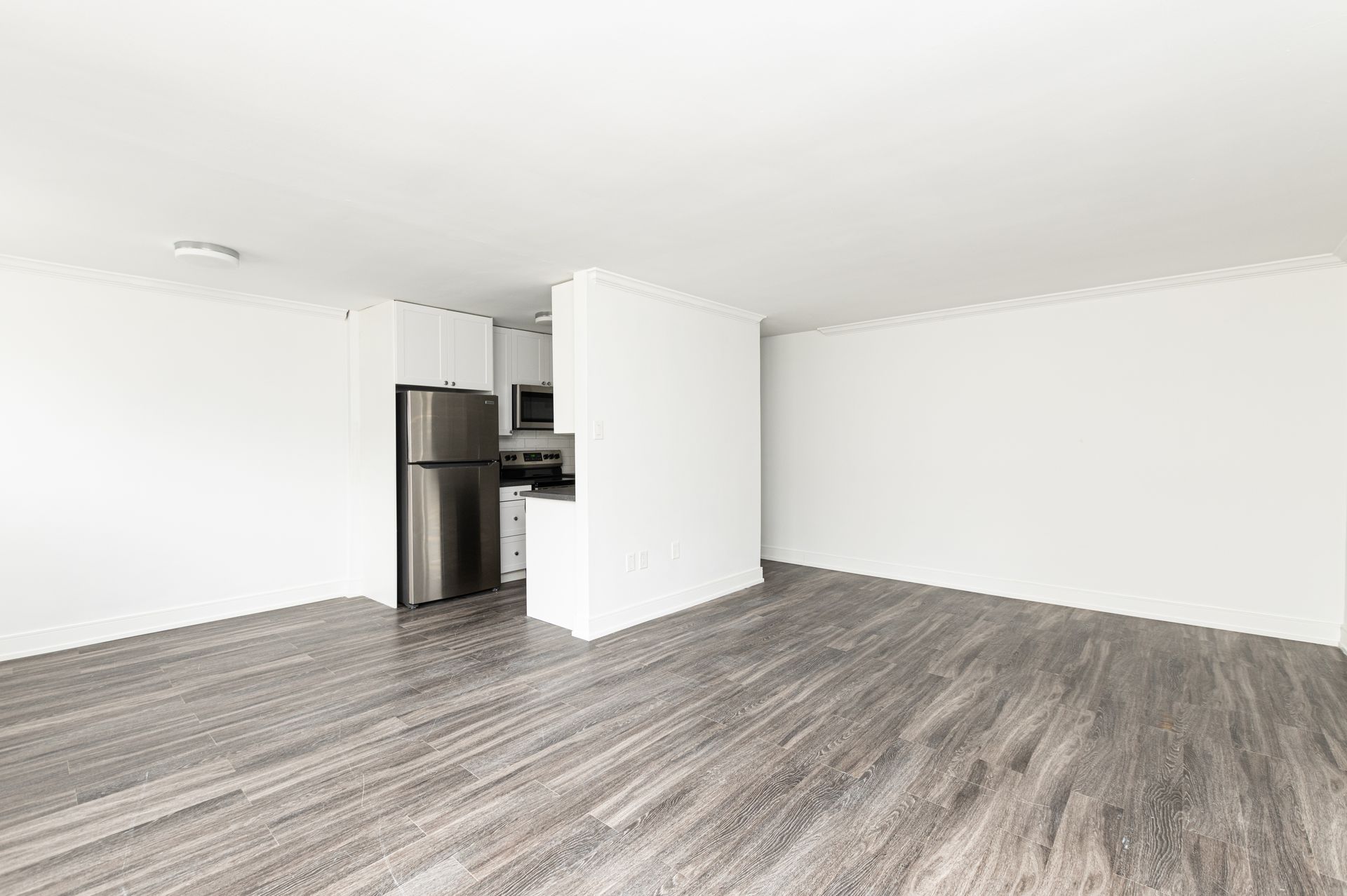 Gallery | 135 Connaught Avenue & 543 Mornington