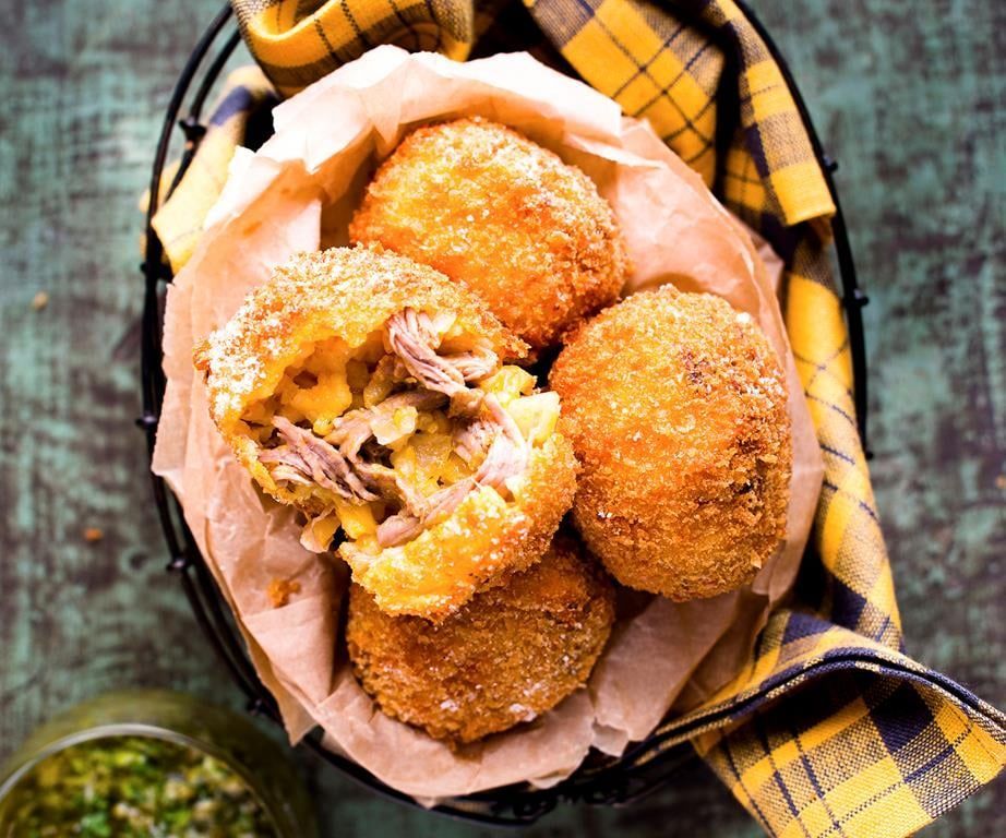 Menus | The Local Flynn’s Beach