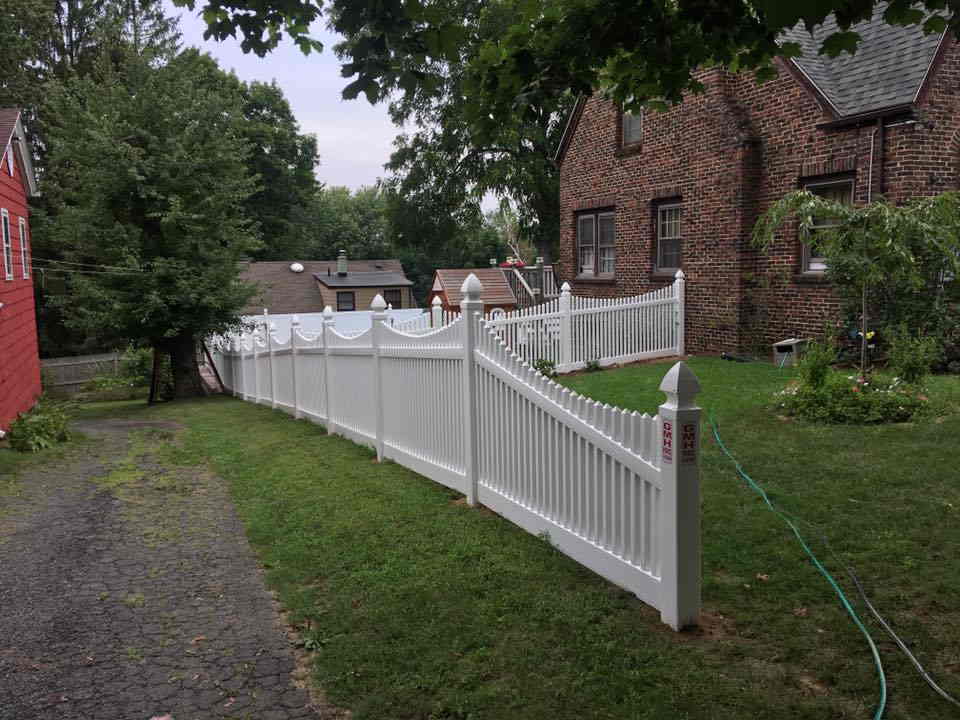 Fencing Installations | East Longmeadow, MA | GMH Fence Co.